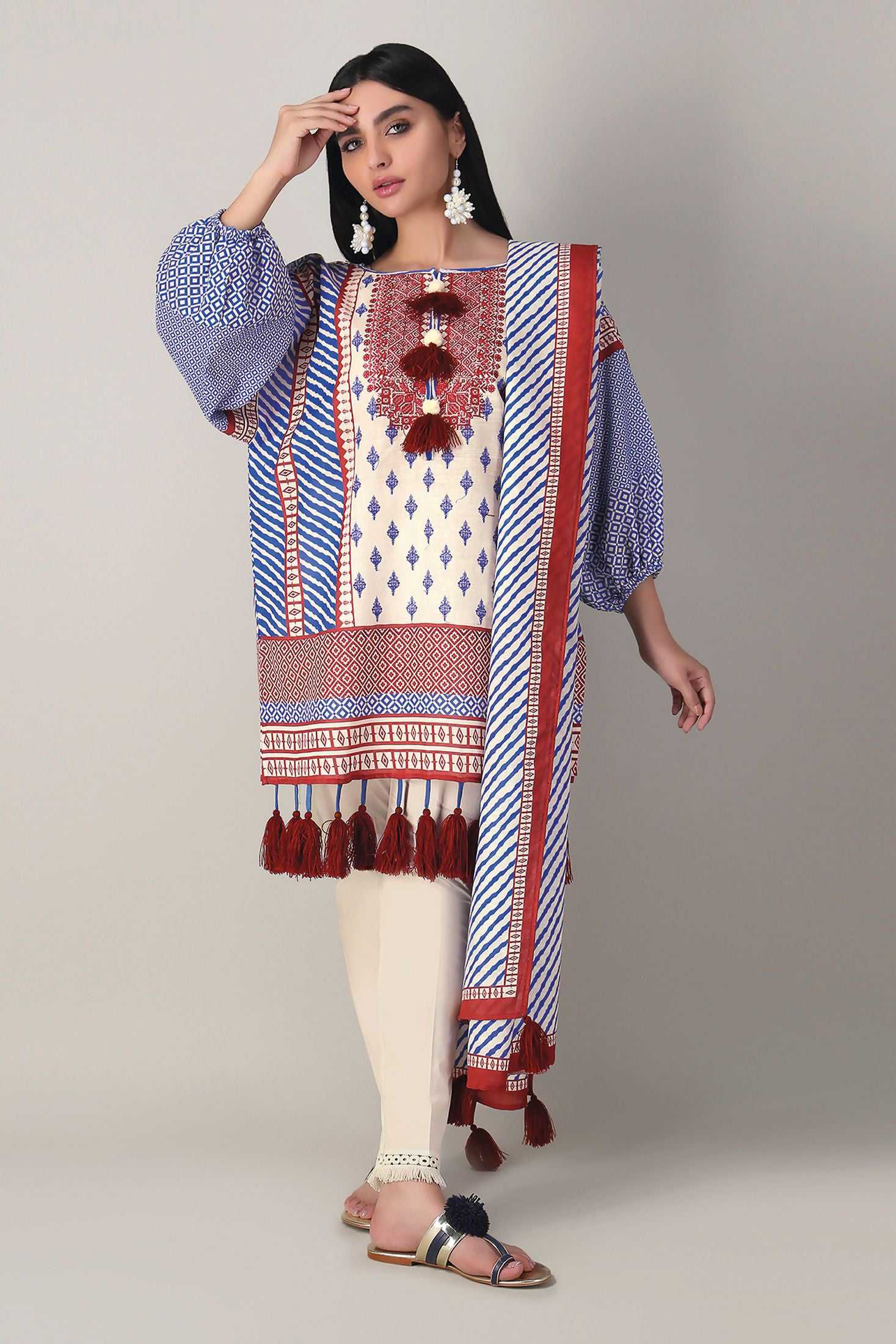 Top 14 Female Clothing Brands in Pakistan - Vogue Tidings